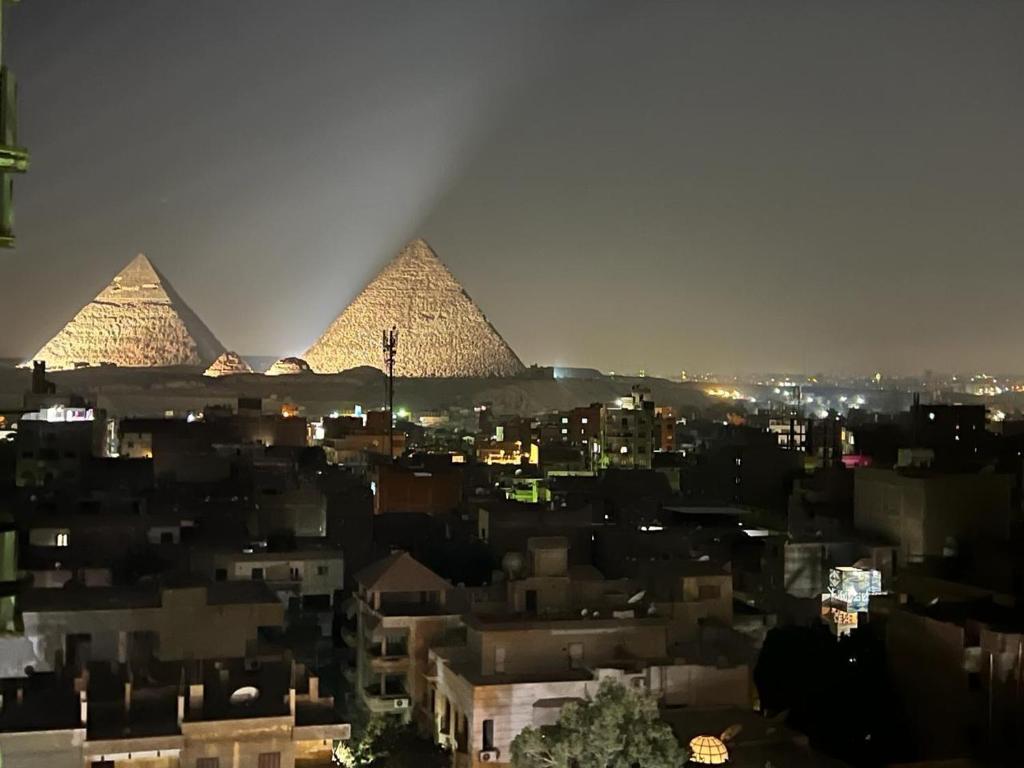 Deluxe Pyramids View Apartment, Cairo (updated prices 2025)