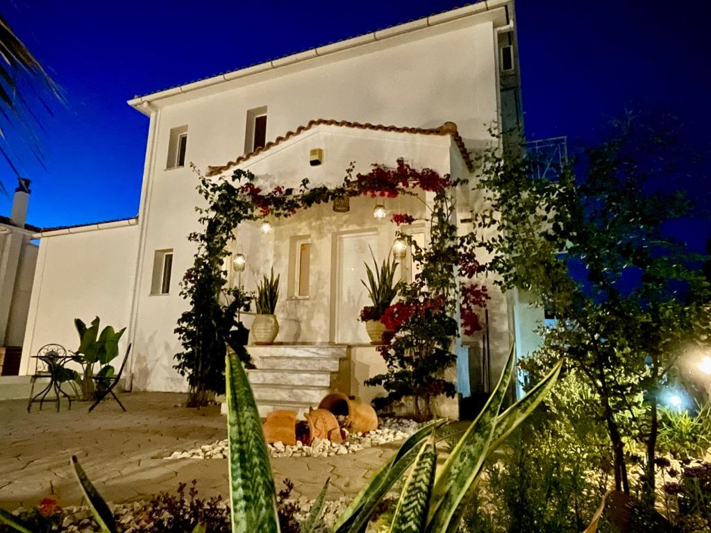 Villa Arkadi, Tragaki (updated prices 2025)