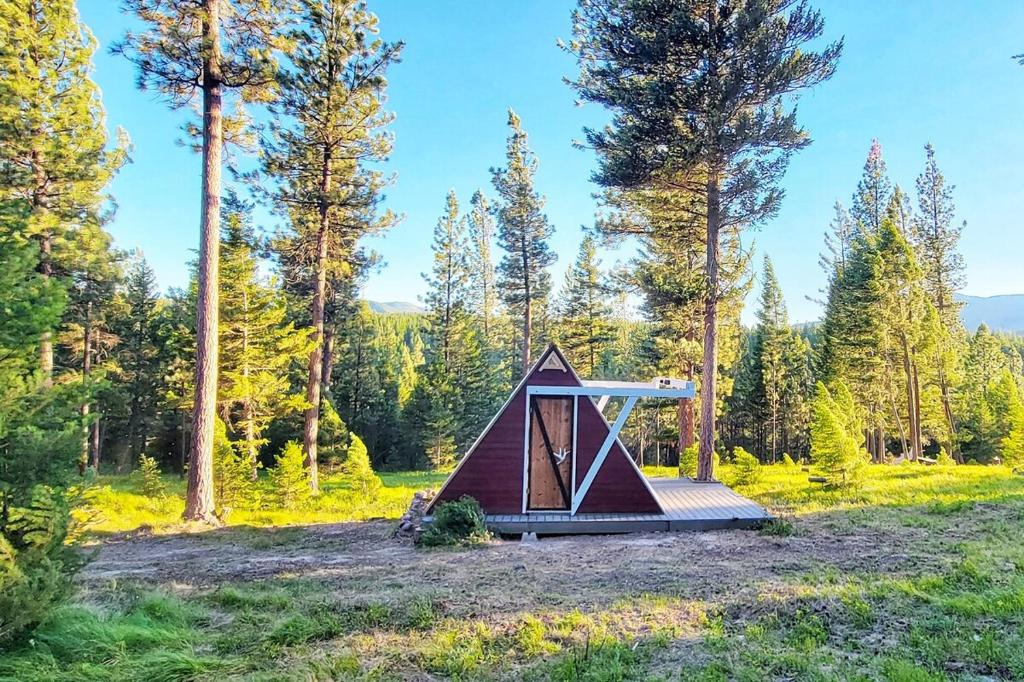 The Stargazer A-frame Cabin with Mtn View, Hot Tub, Potomac (updated ...