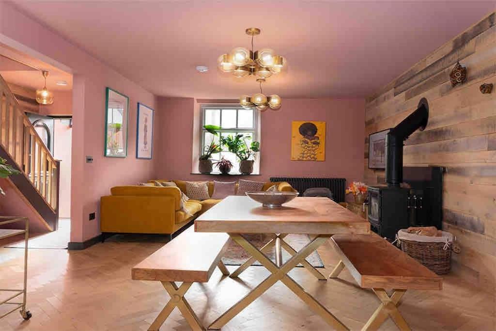 Old Chapel Llanfrynach, Brecon (updated prices 2026)