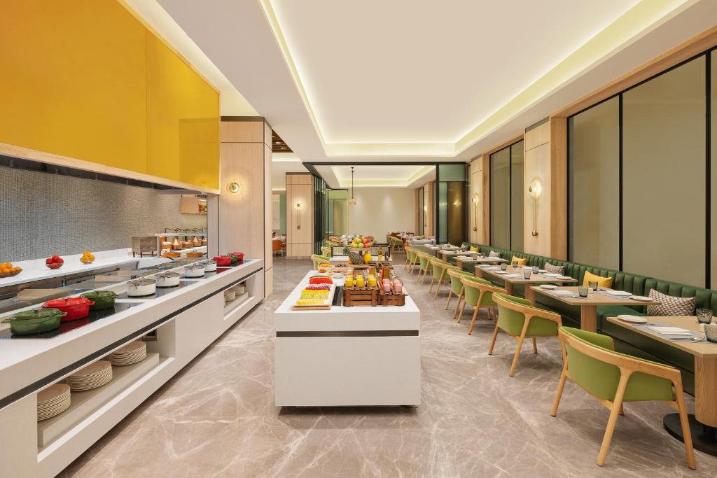 Hilton Garden Inn Surat City Centre, Surat (updated prices 2025)