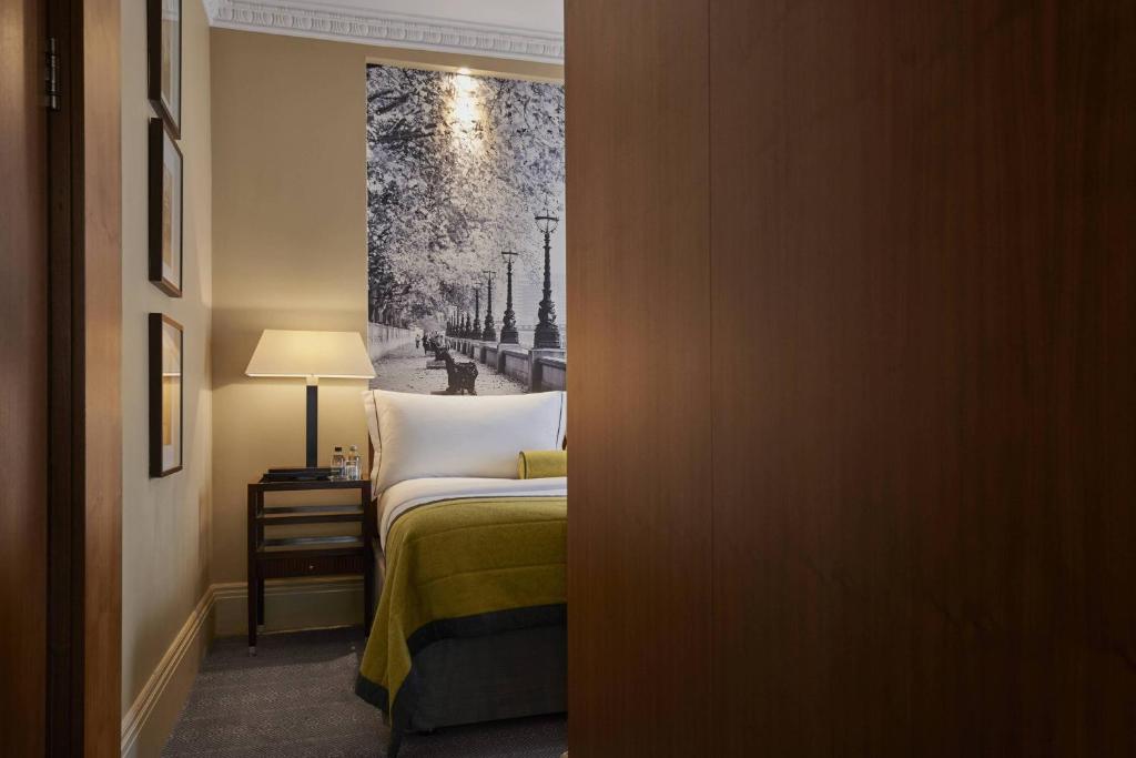 Threadneedles, Autograph Collection, London (updated prices 2025)