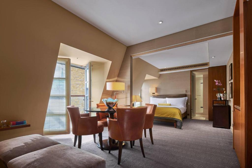 Threadneedles, Autograph Collection, London (updated prices 2025)