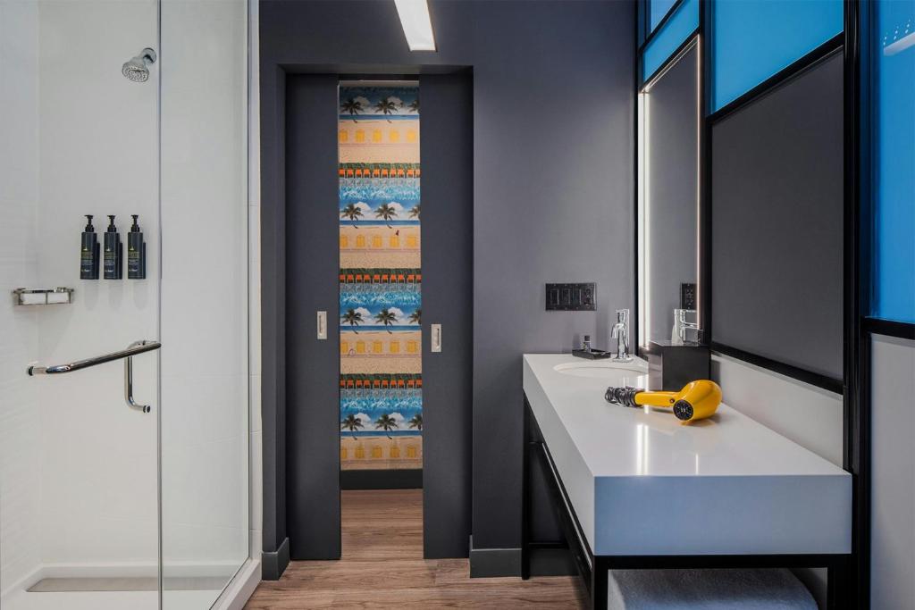 Aloft Fort Lauderdale Airport & Cruise Port, Fort Lauderdale (updated ...