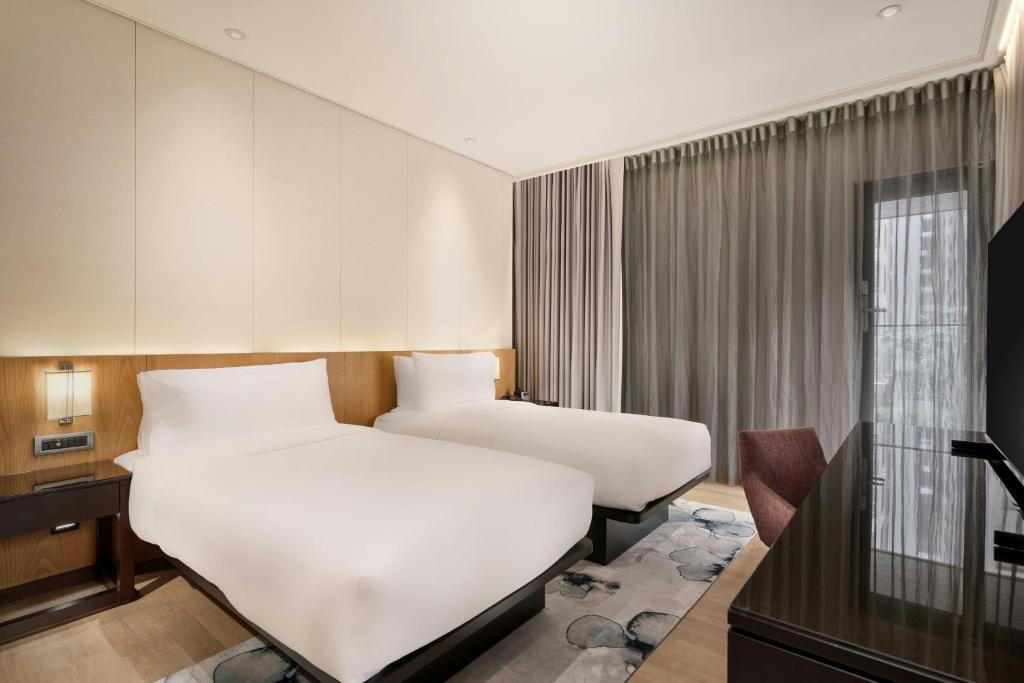 Aloft Taipei Zhongshan, Taipei (updated prices 2025)