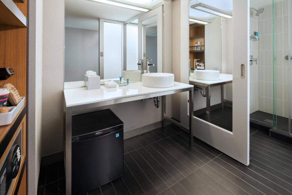 Aloft San Francisco Airport, Millbrae (updated prices 2025)