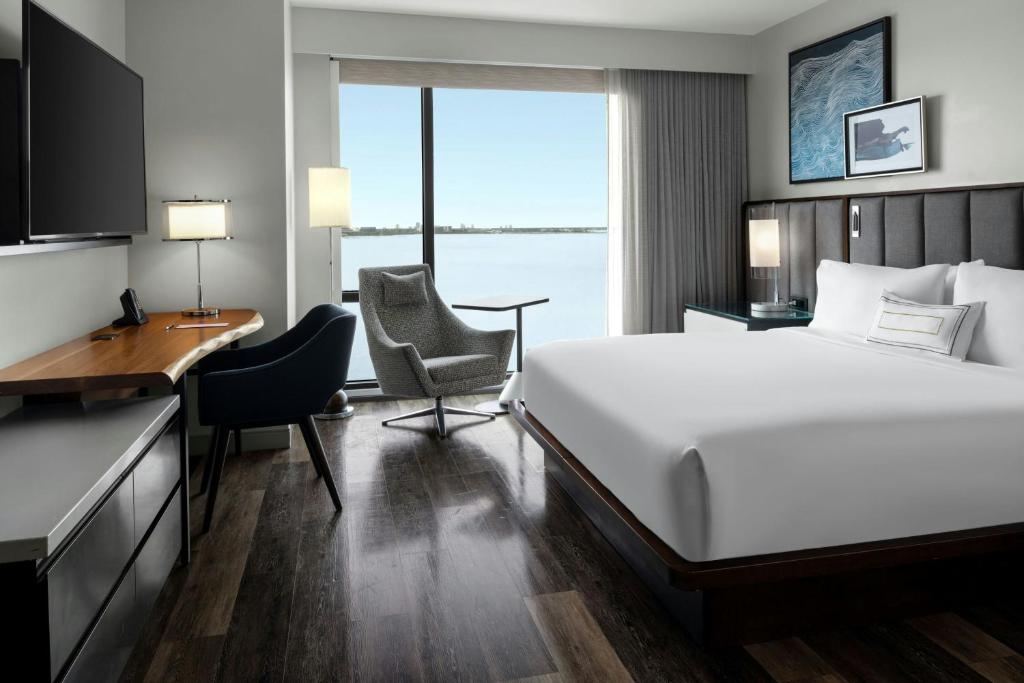 The CURRENT Hotel, Autograph Collection, Tampa (updated prices 2025)