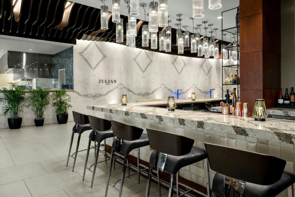 The CURRENT Hotel, Autograph Collection, Tampa (updated prices 2025)