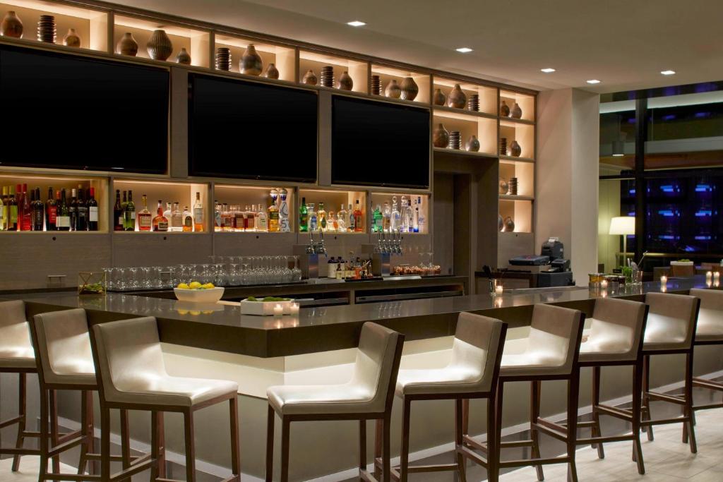 AC Hotel by Marriott Seattle Bellevue/Downtown, Bellevue (updated ...