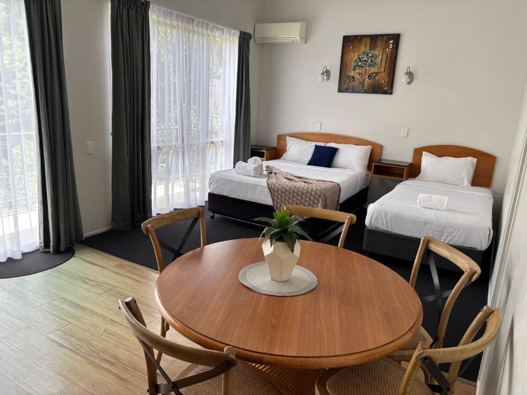 Caboolture Riverlakes Boutique Motel, Caboolture (updated prices 2025)