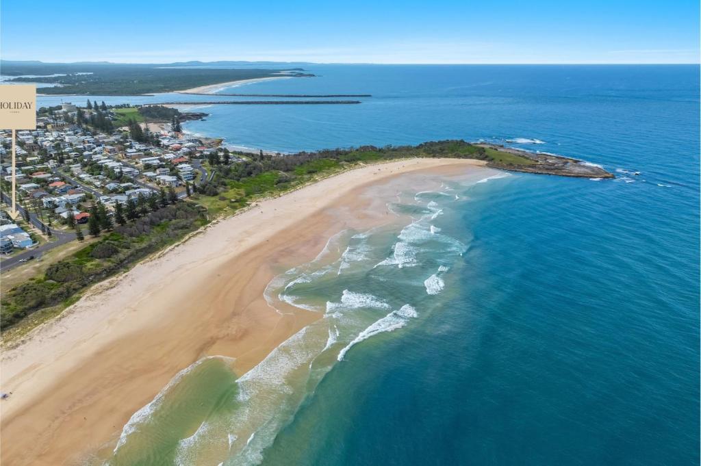 Beachdrift - Classic Beach House, Yamba (updated prices 2026)