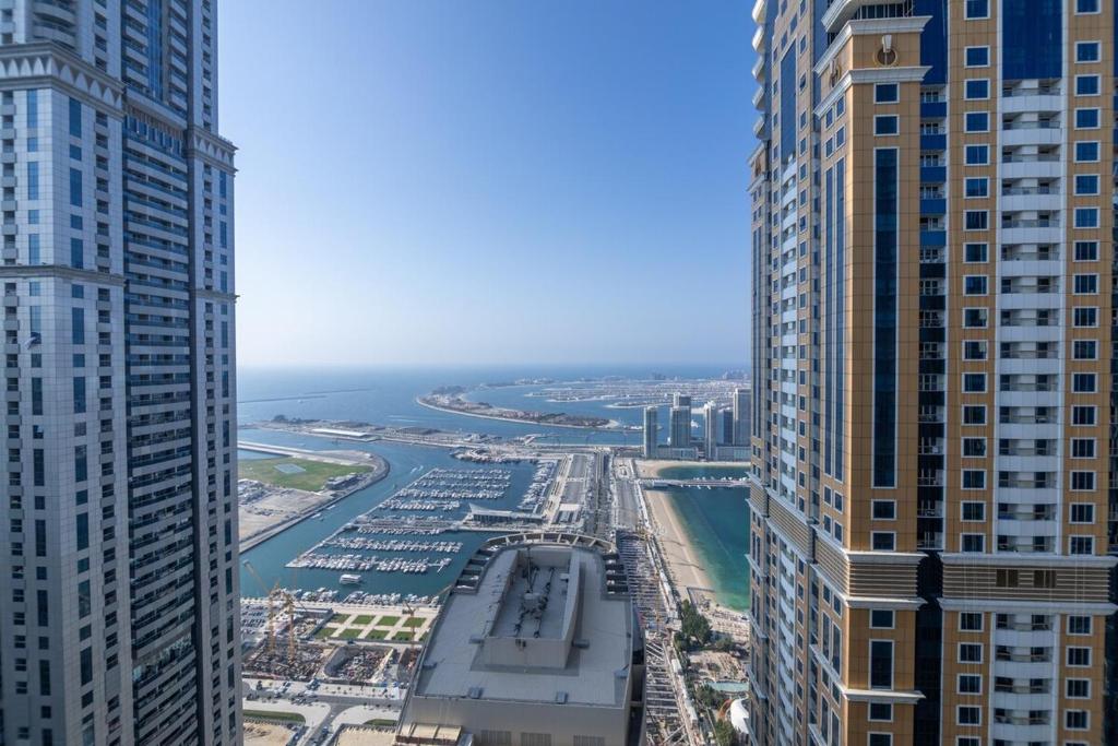 Lux heaven With Full Palm View, Dubai (updated prices 2026)