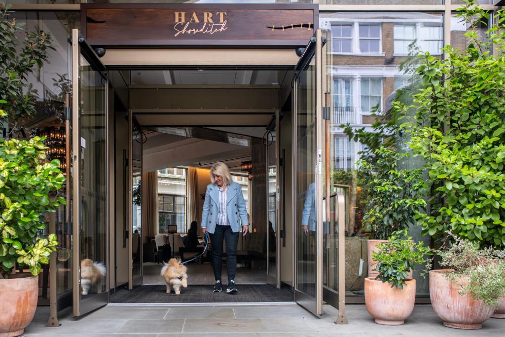 Hart Shoreditch Hotel London, Curio Collection by Hilton, London ...