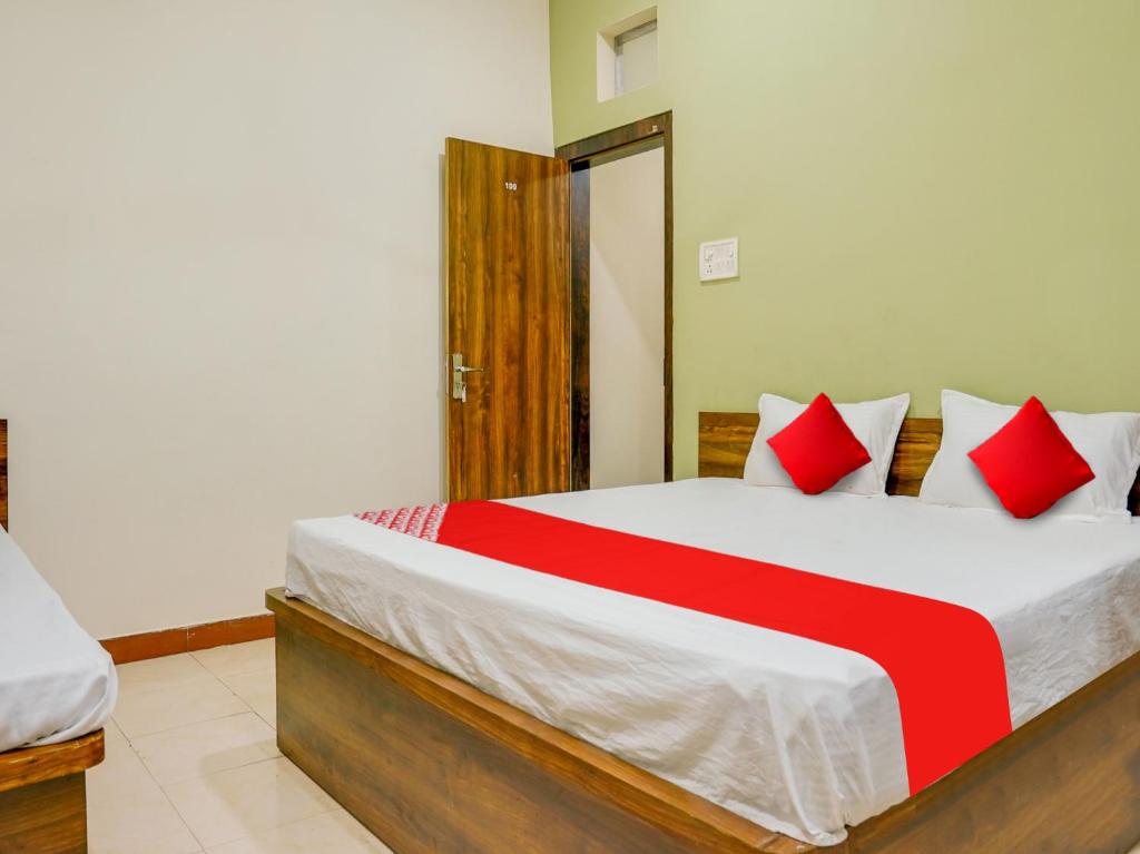 Hotel O Sagar Palace, Raipur (updated prices 2025)