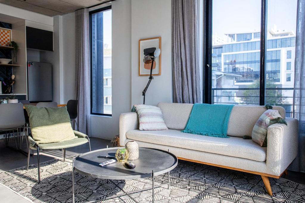 Four on O - Entire rental unit - Sea Point - 1 min from beach, Ciudad ...