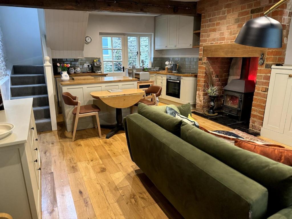 The Cottage, Upper Linney, Ludlow, Ludlow (updated prices 2026)