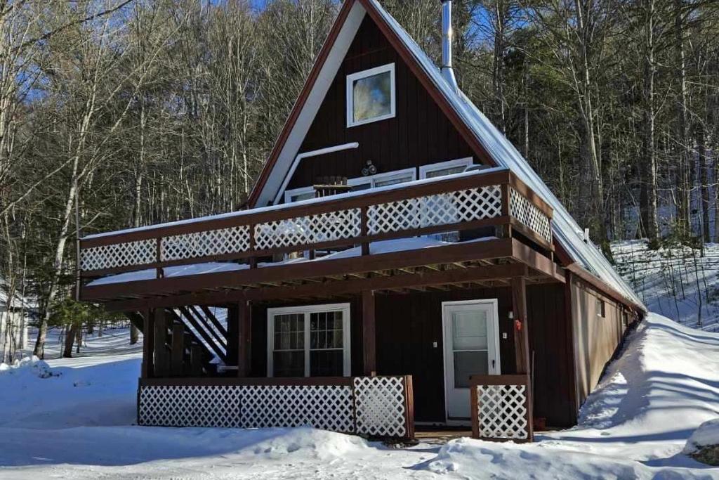 Upper A-Frame Escape, Ludlow (updated prices 2025)