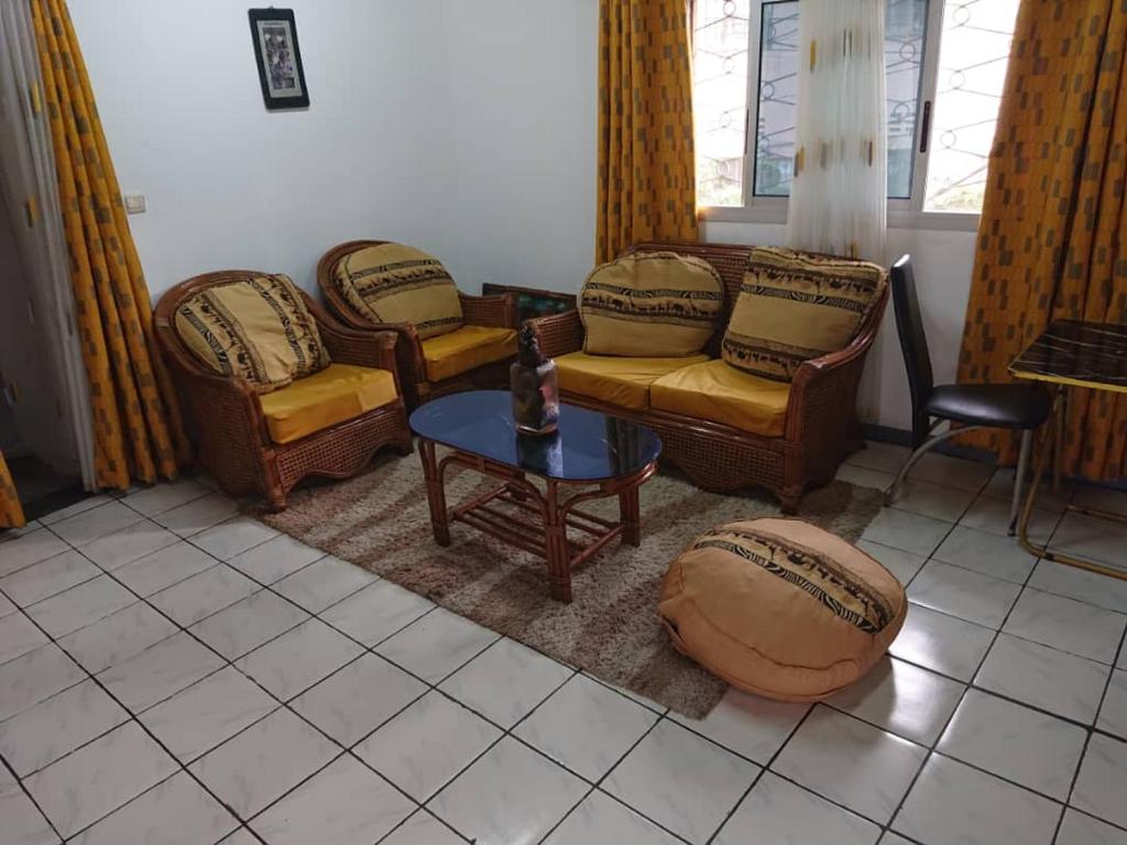 Studio Meublé Chic, Douala (updated prices 2025)