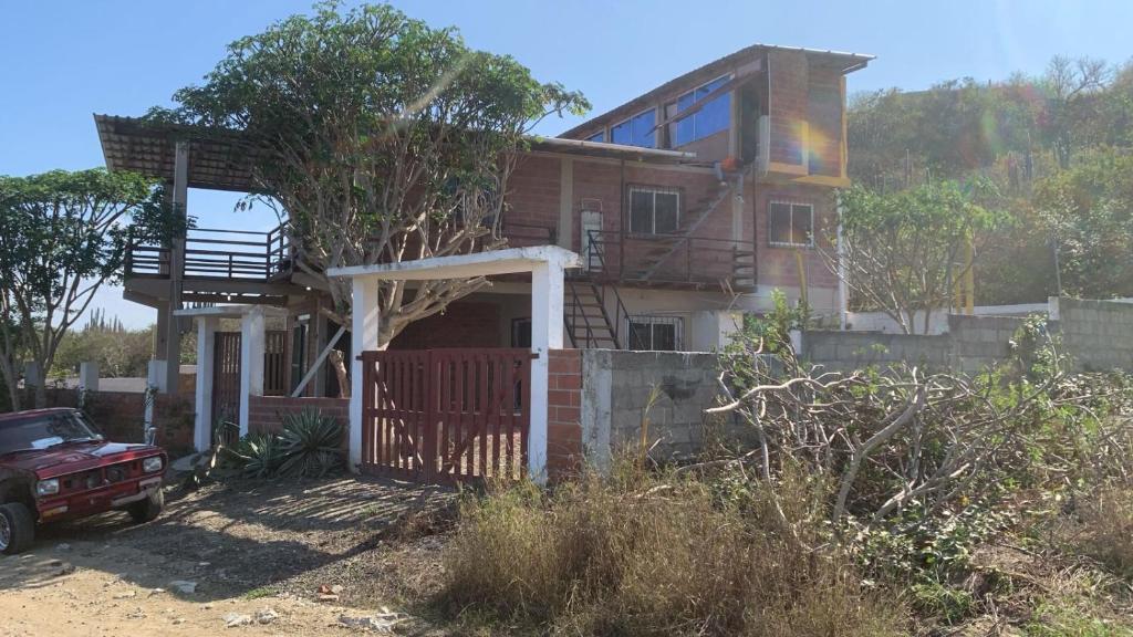 Casa Bonita Puerto Cayo, Puerto Cayo (updated prices 2026)