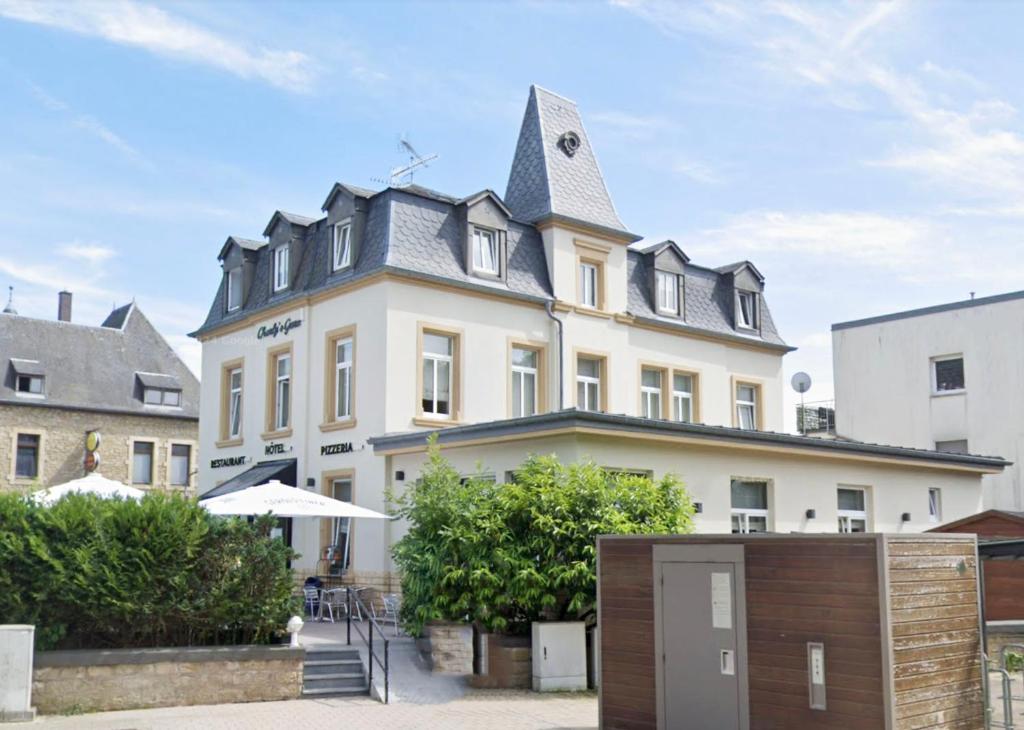 Charly's Gare, Senningerberg (updated prices 2026)