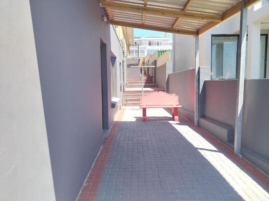 Dolphin 1, Mossel Bay (updated prices 2026)