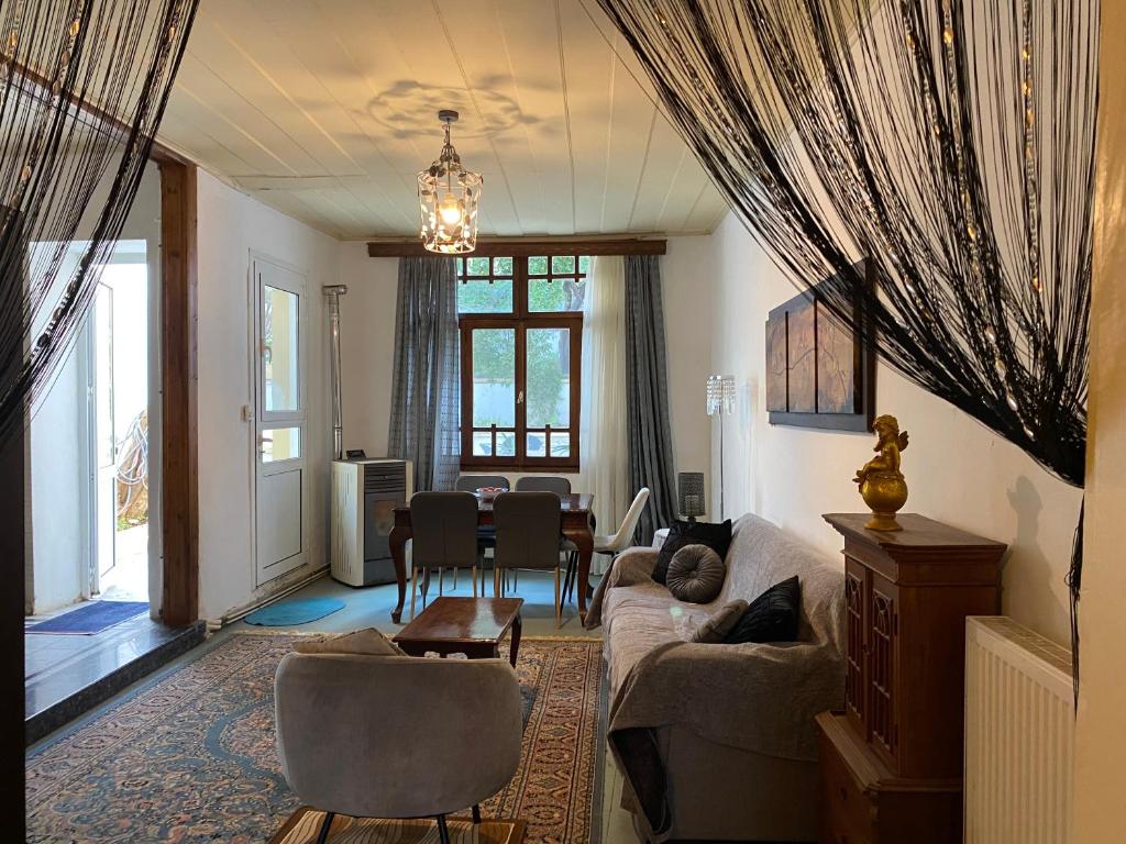 Mytilini Townhouse, Mytilini (updated prices 2025)