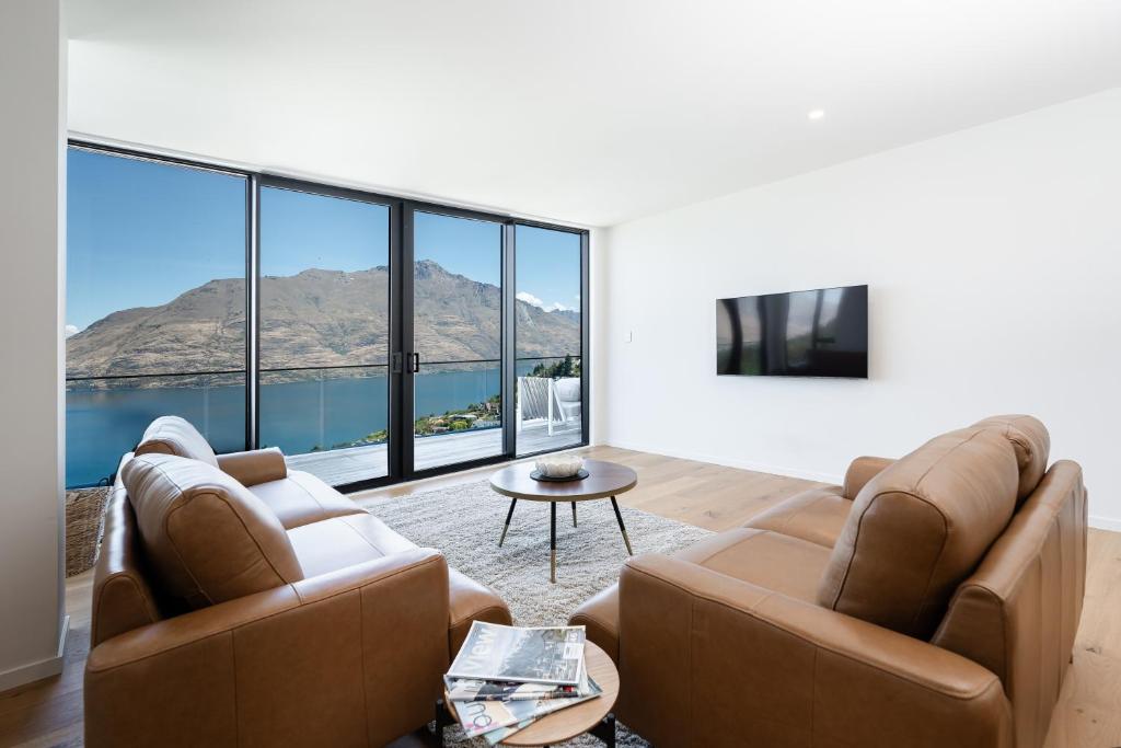 The Summit, A Luxurious Lakeview Stay, Queenstown (updated prices 2025)