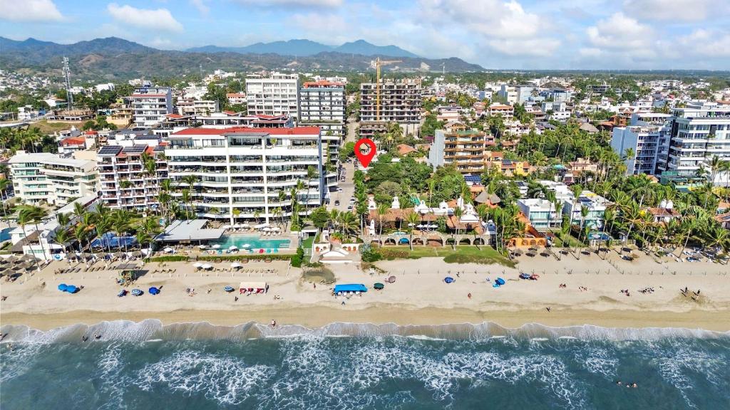 Madison - 99 Steps to Beach in Golden Zone, Bucerías (updated prices 2025)