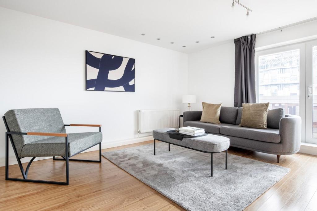 Blueground Nine Elms gym roof nr bars LON-255, Londres (preços ...