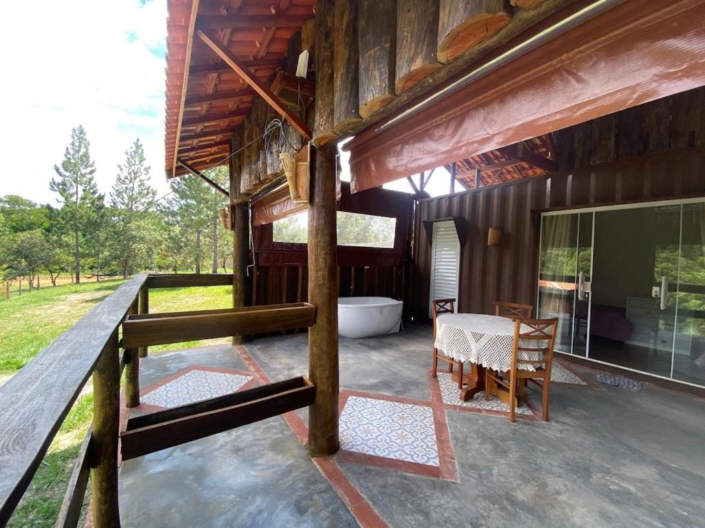 Container Chalé com espaço exclusivo jacuzzi e ar, São Pedro (preços ...