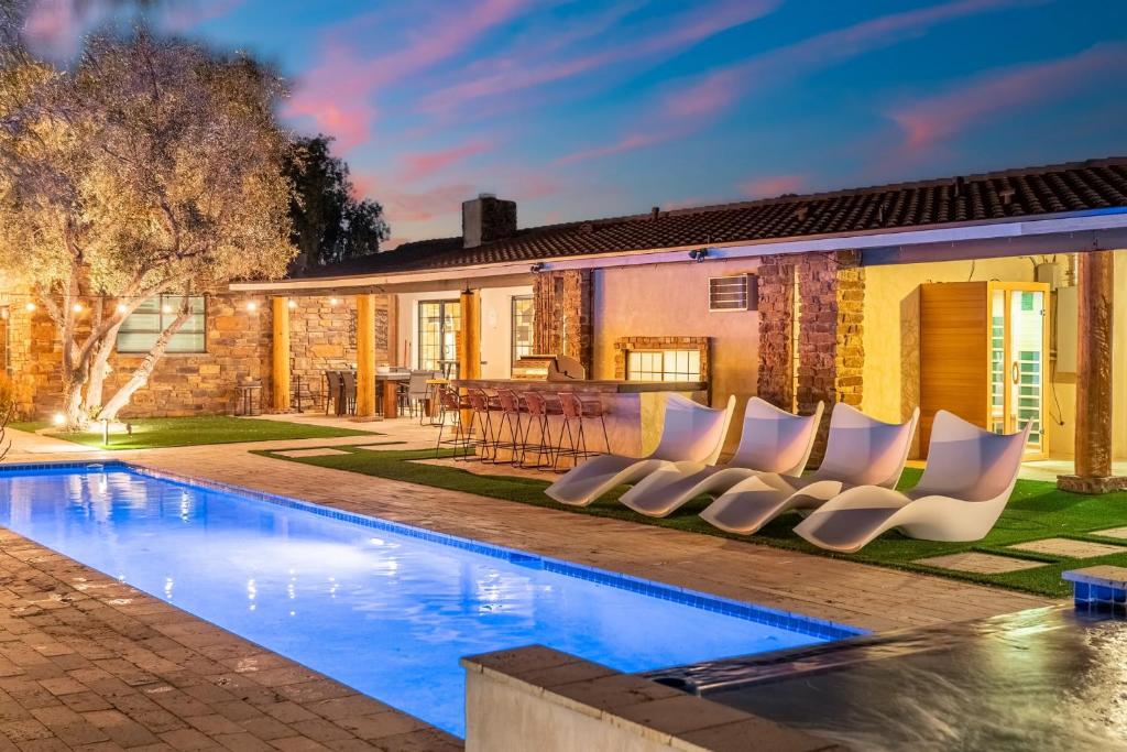 NEW - The Palo Verde Experience, Phoenix (updated prices 2026)