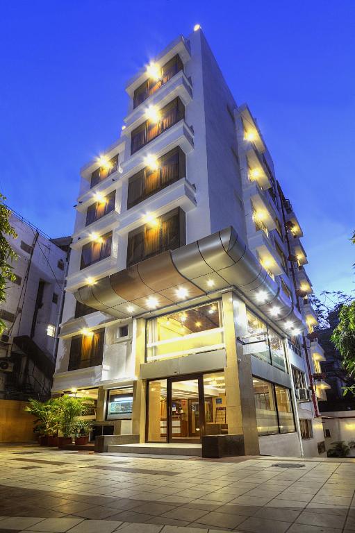 Hotel Accolade - Ahmedabad