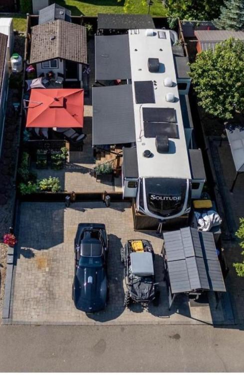 Caravans West RV Resort, Scotch Creek (updated prices 2026)