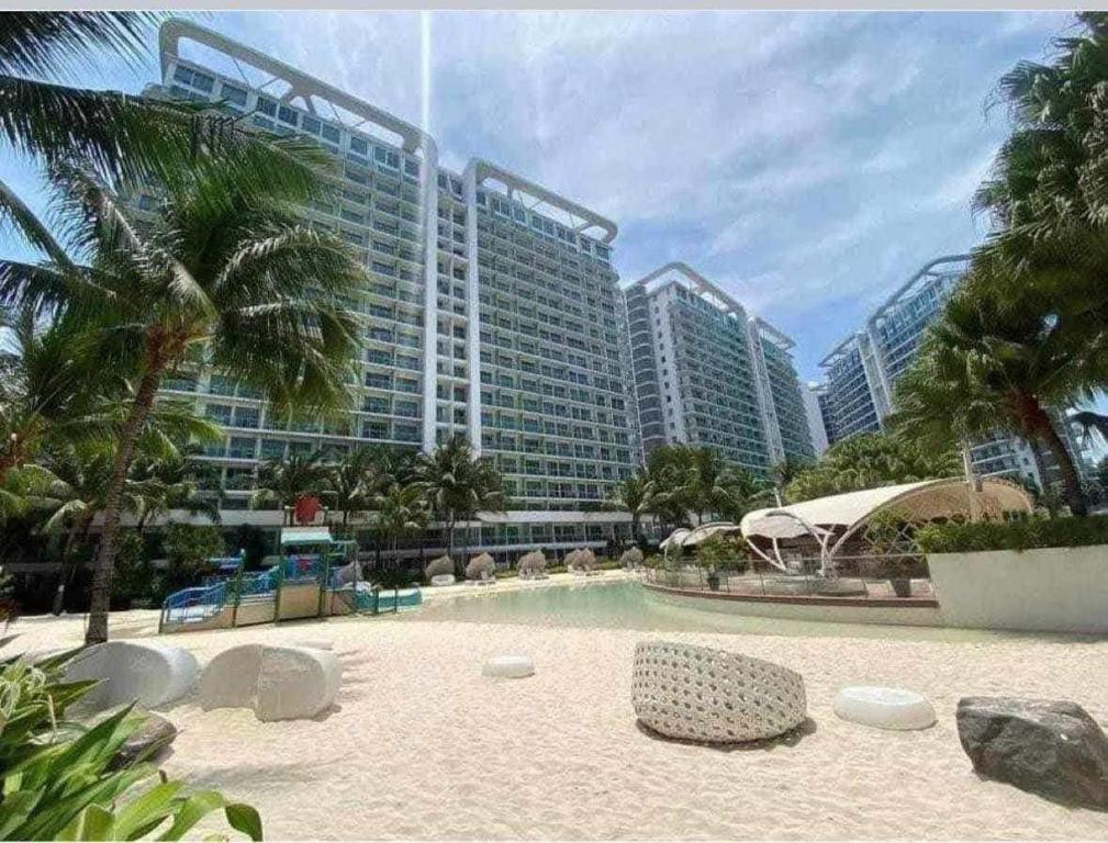 Maldives Tower Azure, Manila (updated prices 2026)