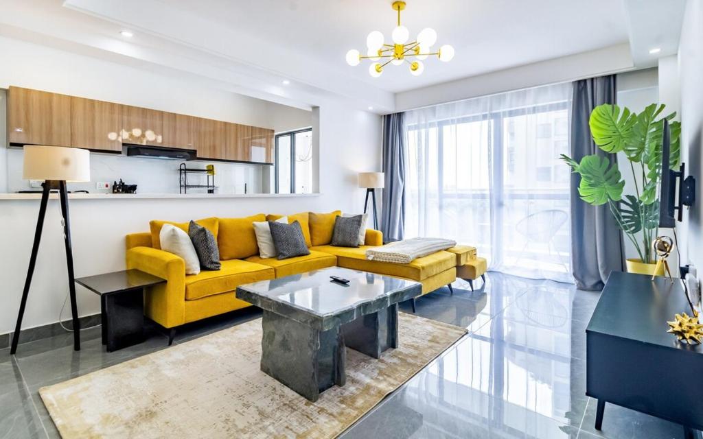 Modern 2 bed Apt in Riverside Westlands Nairobi behind Riverside Square ...