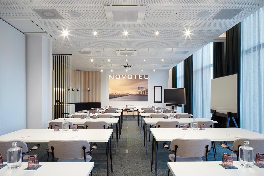 Novotel Hamburg Central Station, Hamburg (updated prices 2025)