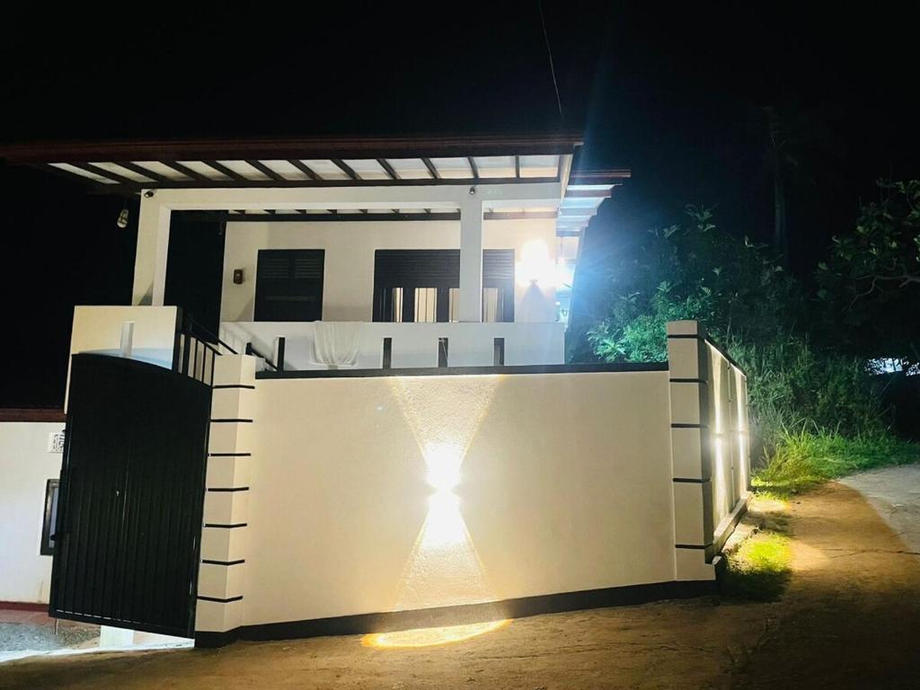 Mahagedara, Ahangama (updated prices 2025)