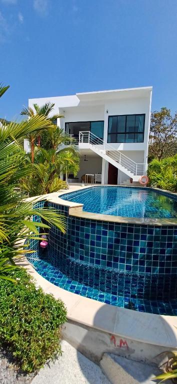 Suksan Seaview Apartment, Hua Thanon Beach (updated prices 2026)