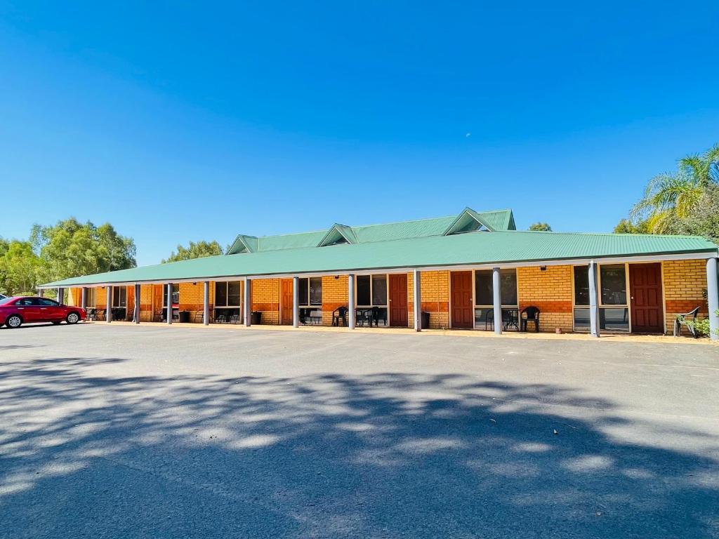 Drakesbrook Hotel, Waroona (updated prices 2026)