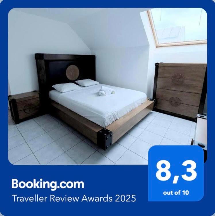 Tec Tec: Grand duplex lumineux, Saint-André (updated prices 2025)