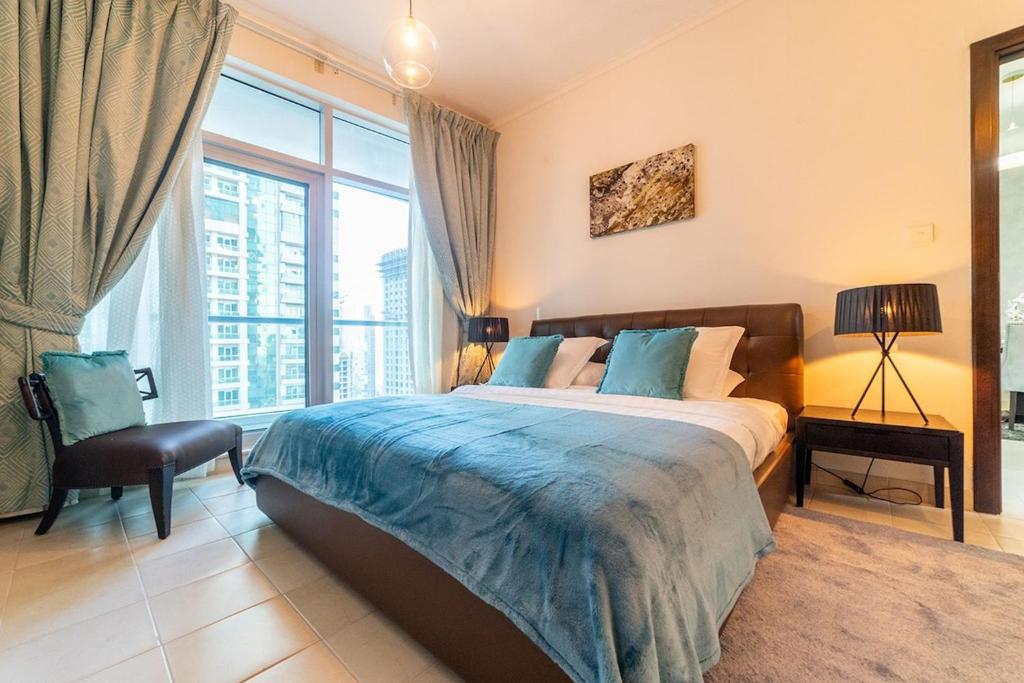 1BR with Marina View in Torch Tower, Dubai Marina by PK Holidays, Dubai ...