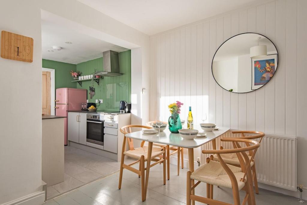 Fern Cottage by Keepers Cottages, Whitstable (updated prices 2026)