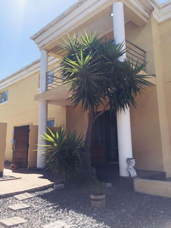 West Beach Queens and Kings Guest House, Cape Town (updated prices 2026)