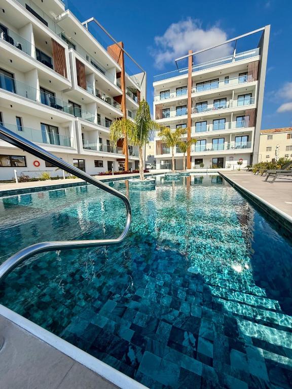 Chill and Stay-Luxury Studio with Pool and Sauna in Kato Paphos, Paphos ...