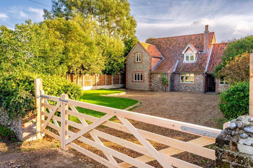 Church Cottage Stiffkey, Stiffkey (updated prices 2025)