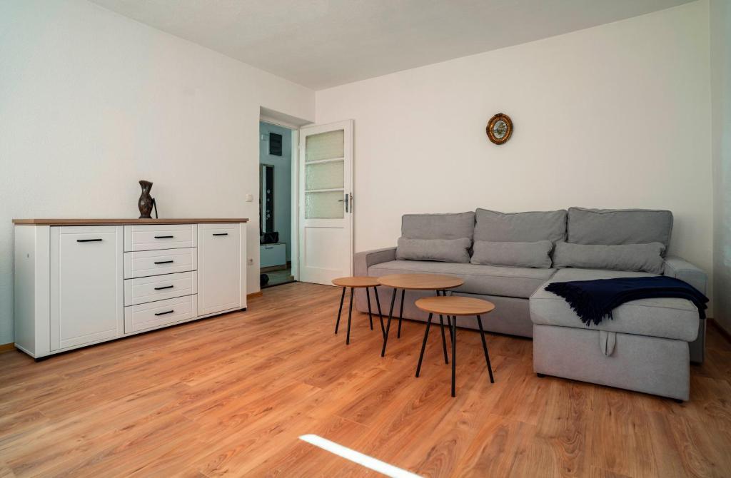 Sarajevo-Hrasno brdo, Sarajevo (updated prices 2026)