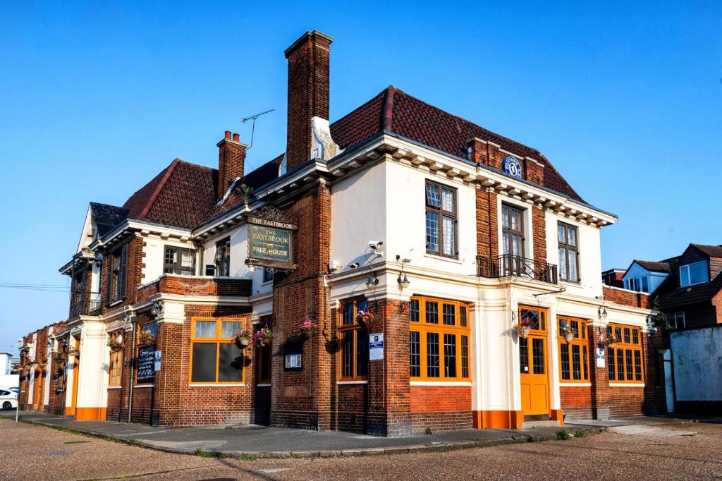 The Eastbrook Pub & Hotel, Dagenham (updated prices 2025)