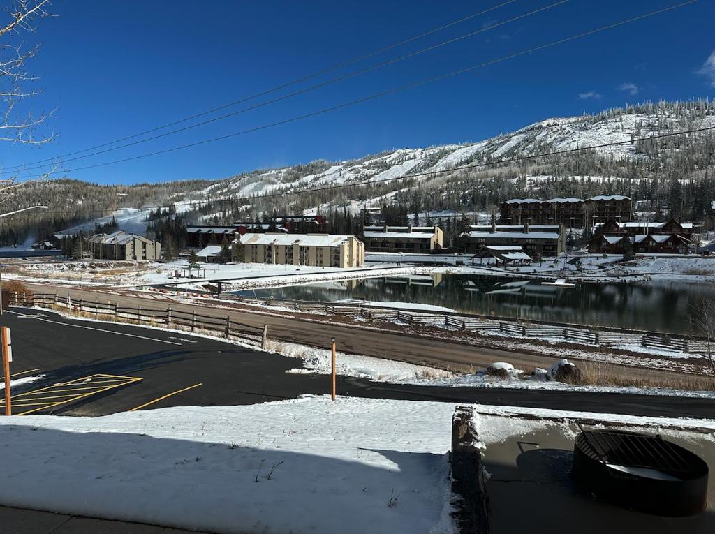 Mountain Lake View, Brian Head (updated prices 2025)