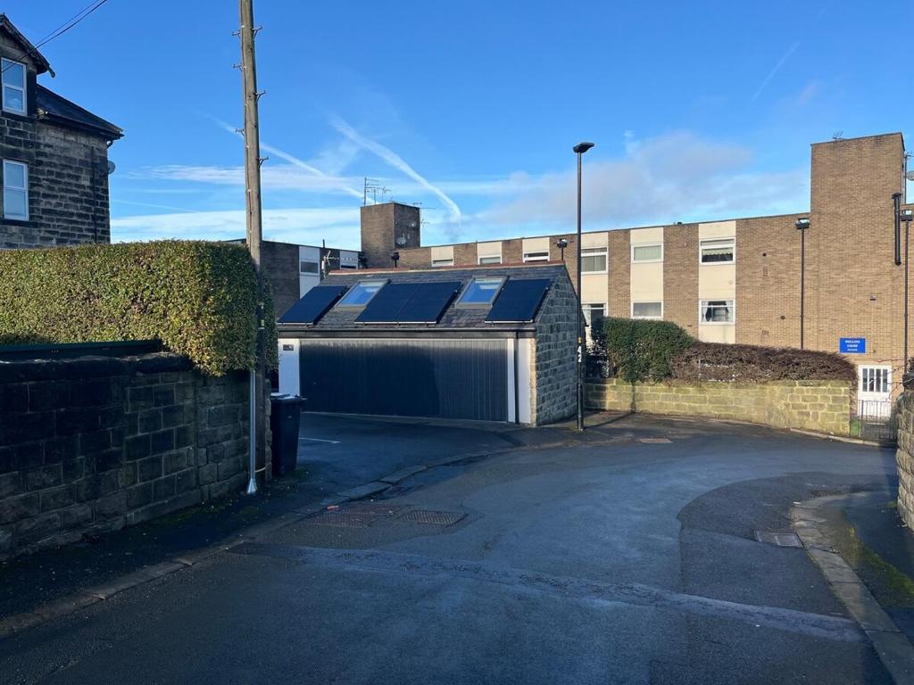 Stay at Posh Garage, Harrogate (updated prices 2025)