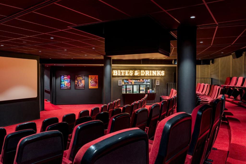 Corendon Amsterdam Schiphol Airport, a Tribute Portfolio Hotel ...